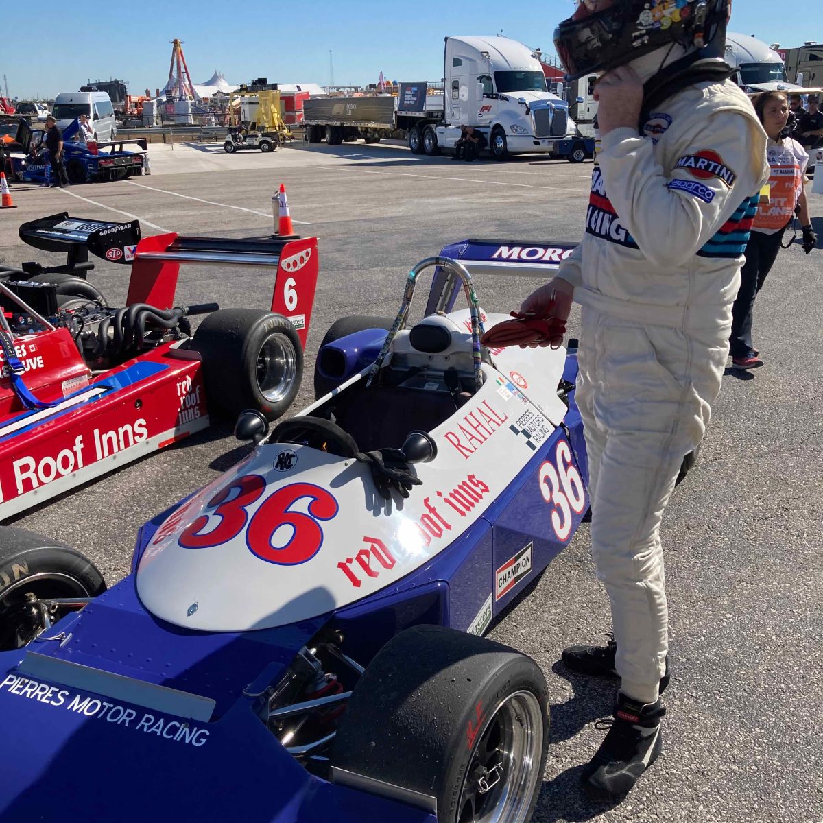 2022 10 21 11:17 am Circuit of the Americas Raceway Austin, TX JCB 1977 ...