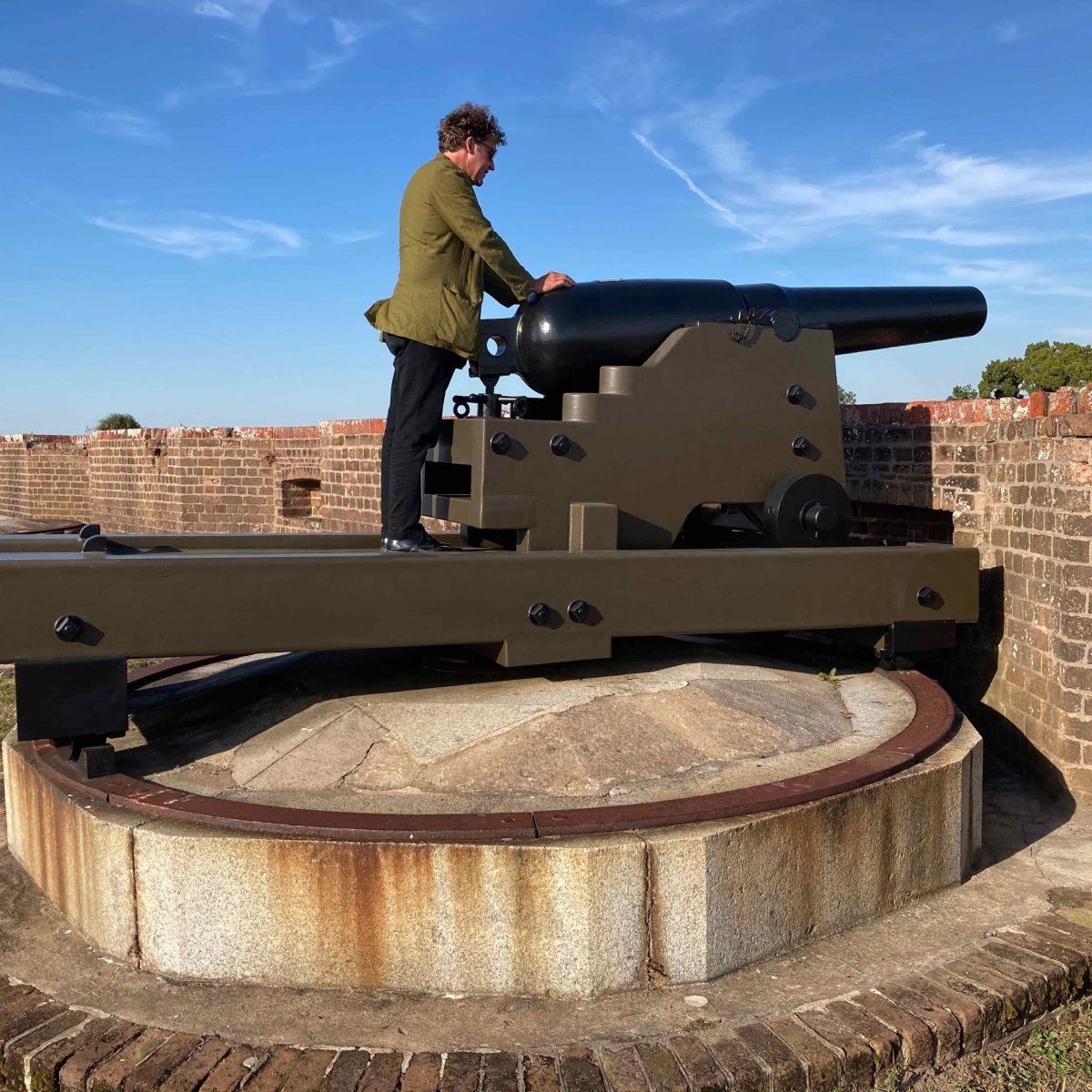 2022 11 8 Tybee Island, GA Fort Pulaski Chris and big gun
