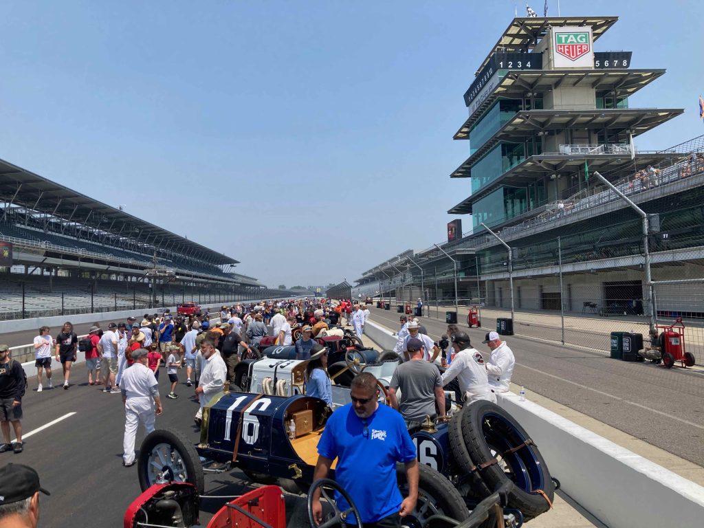2023 6 17 Ragtime Racers at SVRA IMS Speedtour Hot Pits Fan Walk 3